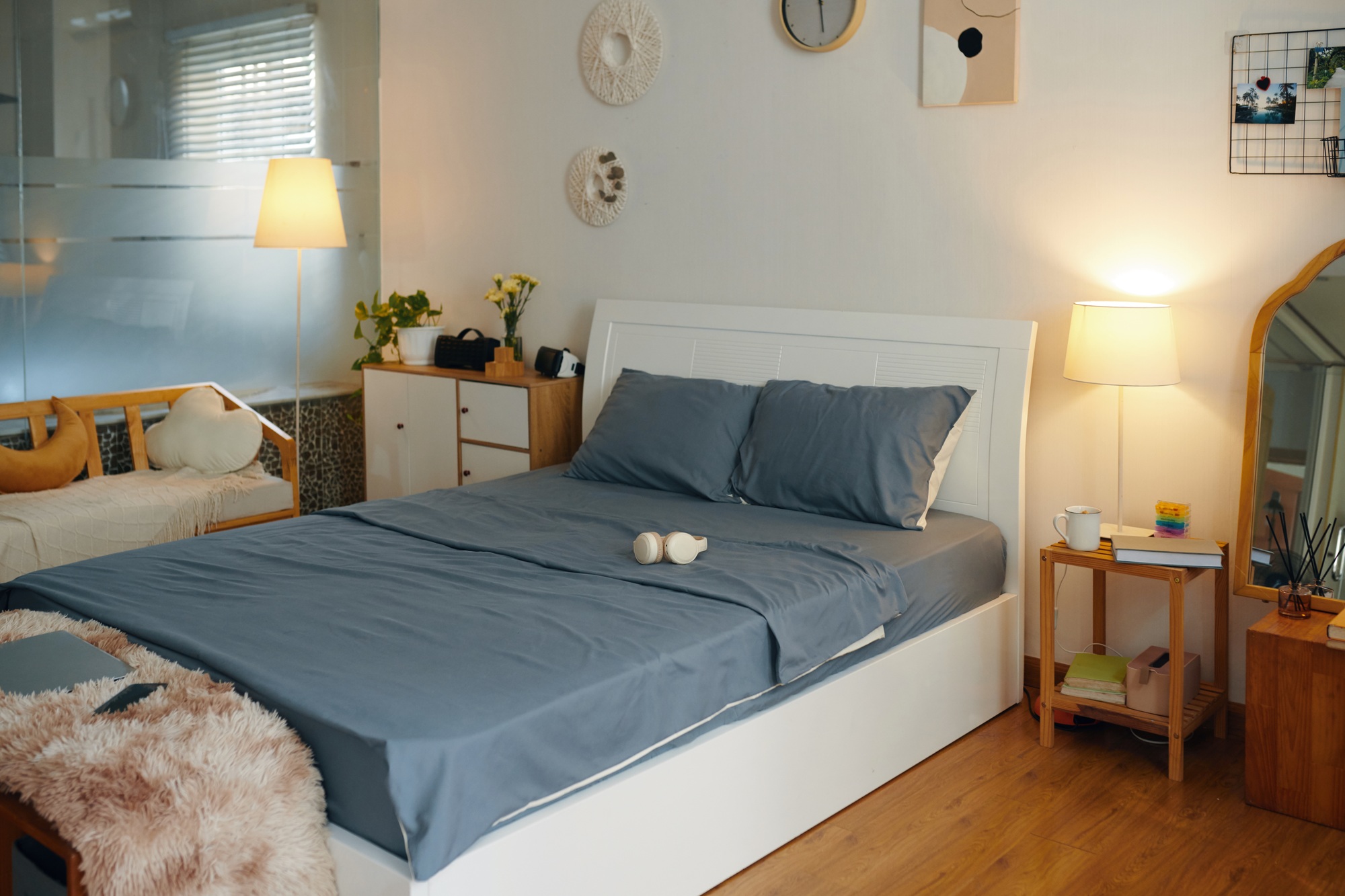 Space-Saving Bed Ideas | Moving To A Smaller Home | STL Beds